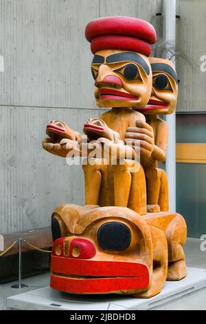 Frog Constellation by Haida master carver James Hart, Simon Fraser ...