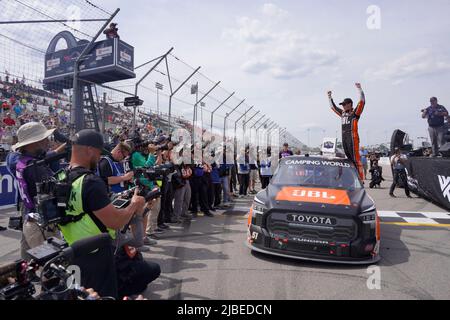 Madison, IL, USA. 4th June, 2022. Corey Heim wins the Toyota 200 at ...