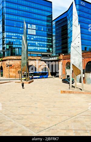 100 and 101 Offices, Embankment, Manchester, England Stock Photo - Alamy