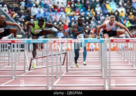 HENGELO - Damion Thomas, Daniel Roberts and Koen Smet in action on the ...
