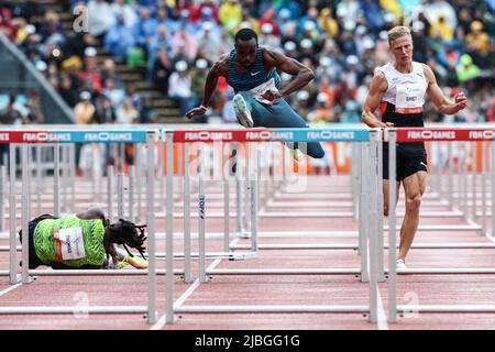 HENGELO - Damion Thomas, Daniel Roberts and Koen Smet in action on the ...