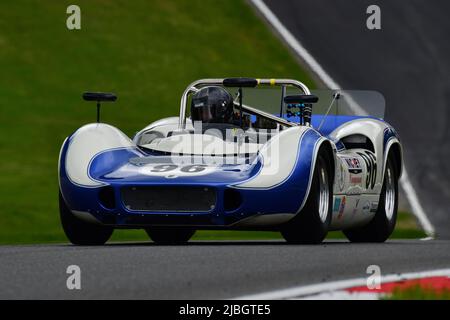 John Spiers, Nigel Greensall, McLaren M1B, Masters Sports Car Legends ...