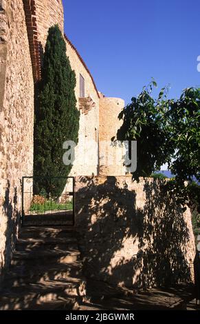 Picturesque medieval perched village of Le Castellet in the Var Stock ...