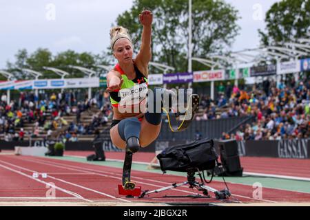 HENGELO , NETHERLANDS - JUNE 9: Fleur Jong (NL) competing in the 100 mtr Para during the FBK ...