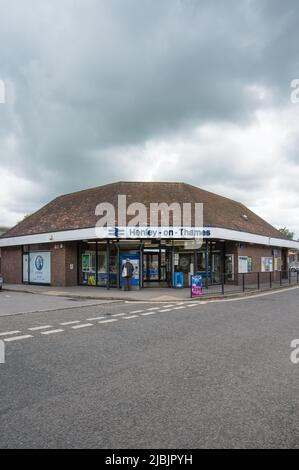 Exterior of Henley on Thames railway station. Henley on Thames ...