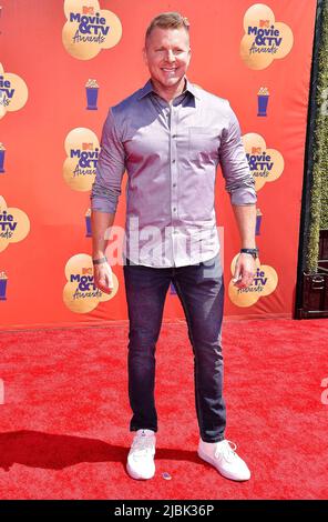 Mark Long attends the 2022 MTV Movie and TV Awards at Barker Hangar in ...