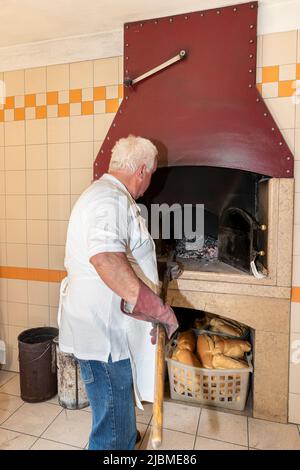 Italy Veneto Monte Grappa - Loc. Lepre Panificio del Lepre - the bread ...