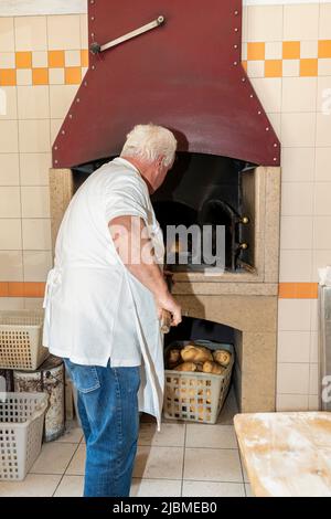 Italy Veneto Monte Grappa - Loc. Lepre Panificio del Lepre - the bread ...
