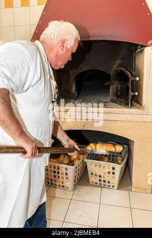 Italy Veneto Monte Grappa - Loc. Lepre Panificio del Lepre - the bread ...