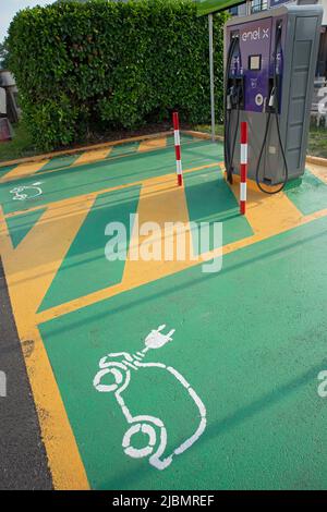 Italy, Lombardy, Roadsign of Free Electric Car Charging Station Stock ...
