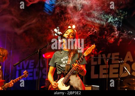 June 4, 2022: Lia Metcalffe of The Mysterines performing at Live At ...
