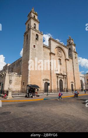 Mexico, state of Yucatan, Merida capital of the state of Yucatan ...