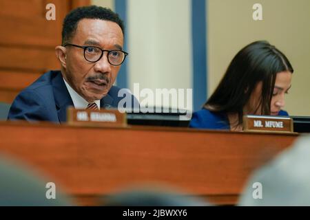 Rep. Kweisi Mfume (D-Md.) speaks during an interview with POLITICO his ...