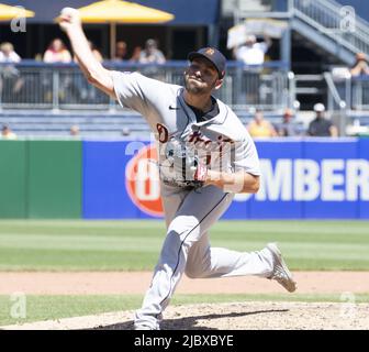 Detroit Tigers pitcher Michael Fulmer throws during an intrasquad ...