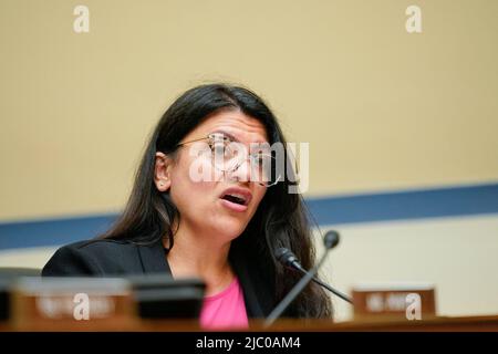 U.S. Rep. Rashida Tlaib, D-Mich., mingles ahead of the Obama ...