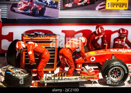 Changing tires, Team Ferrari Formula 1, car racing, Barcelona, Spain ...