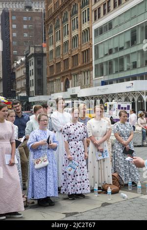 Group Of Mennonites Singing Stock Photo - Alamy