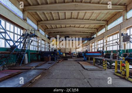 Metalworking factory production line. Production metal parts Stock ...