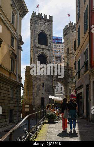 Porta Torre city gate in Como, Lombardy, Italy Stock Photo - Alamy