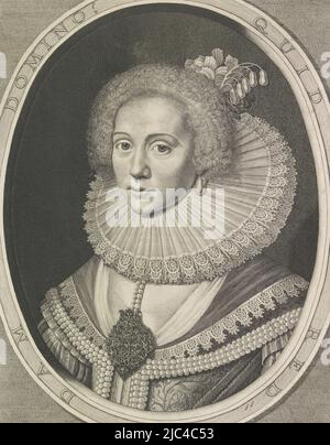 Portrait of Amalia in an oval with edge lettering. A cherub in the four ...
