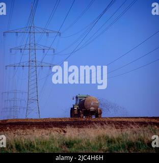 Tractor trailer, slurry, field Fertilisation in spring Stock Photo - Alamy