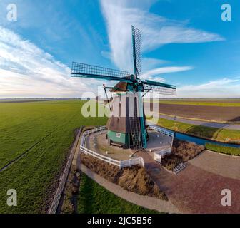 Windmill called De Nachtegaal *** Local Caption *** Netherlands ...
