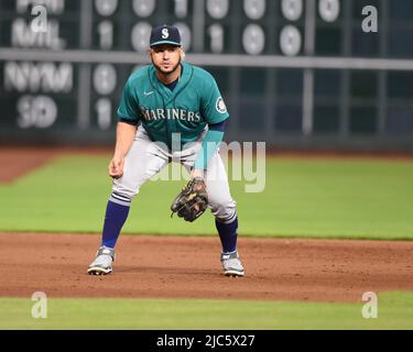 Seattle Mariners third baseman Eugenio Suarez (28) looks on before a baseball game against the ...