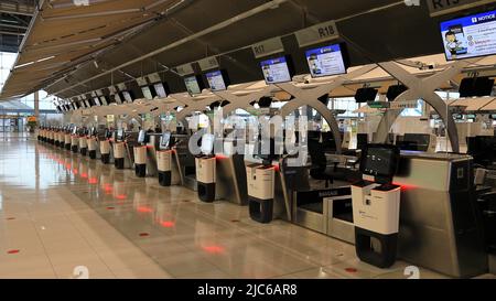 Self Check-in Counter, Suvarnabhumi Airport, Bangkok, Thailand Stock ...