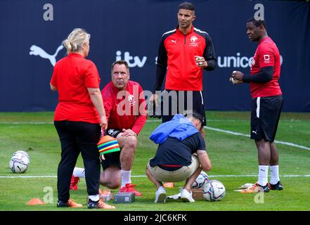 David Seaman at the England XI v World XI, Soccer Aid for Unicef 2024 ...