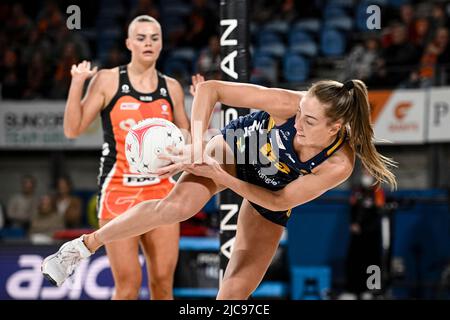 Cara Koenen of the Lightning in action during the Super Netball Round 2 ...