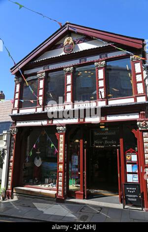 Richard Booth bookshop, Lion Street, Hay on Wye, Wales Stock Photo - Alamy