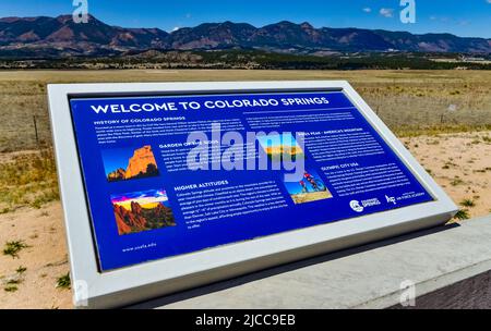 Welcome sign, Colorado Springs, Colorado, USA Stock Photo - Alamy