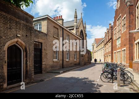 Spring afternoon in Cambridge city centre, England Stock Photo - Alamy
