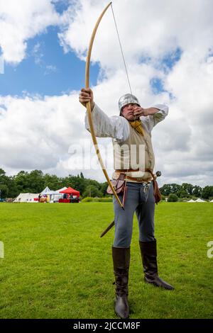 Medieval Archer (Reenactor Stock Photo - Alamy