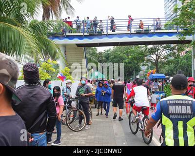 Baywalk, Roxas Boulevard, Manila, Philippines Stock Photo - Alamy
