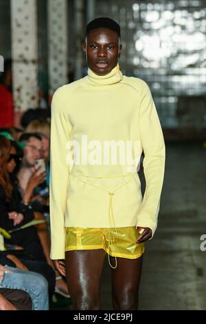 London, UK. 11/06/2022 ROBYN LYNCH SS23 runway during London Fashion ...