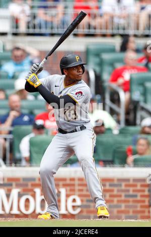 Pittsburgh Pirates' Ke'Bryan Hayes waits on deck during a baseball game ...