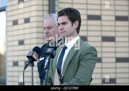 ANDREW GARFIELD in UNDER THE BANNER OF HEAVEN (2022), directed by DAVID ...
