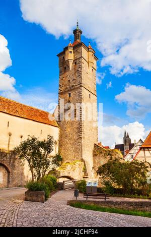 Blade Gate or Klingentor Tower in Rothenburg ob der Tauber old town ...