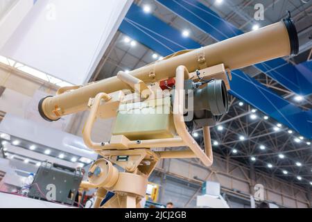 Anti-tank laser-guided missile system. Anti-tank weapon Stock Photo - Alamy