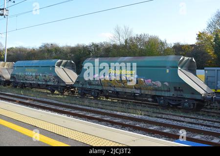 British cargo train Freightliner on rails Stock Photo - Alamy
