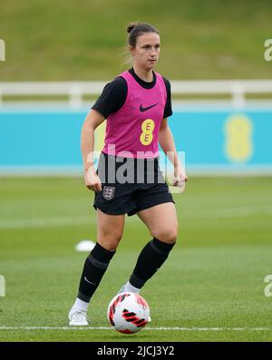 England's Lotte Wubben-Moy during a training session at the Sportanlage ...