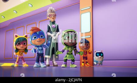 ACTION PACK, Wren (voice: Julieta Cortes), Once in a Blue Noon ...