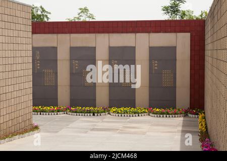 Walkway to the underground museum at The Han Yang Ling mausoleum (or ...