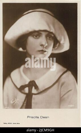 Portrait of Priscilla Dean - Silent Hollywood era Stock Photo - Alamy