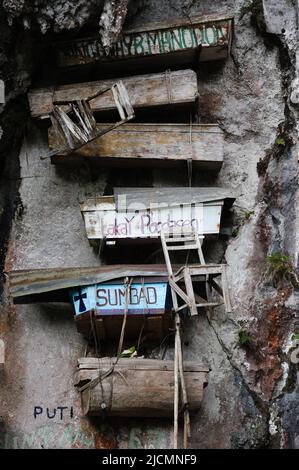 Igorot hanging coffins in Echo Valley, Sagada, Mountain Province ...