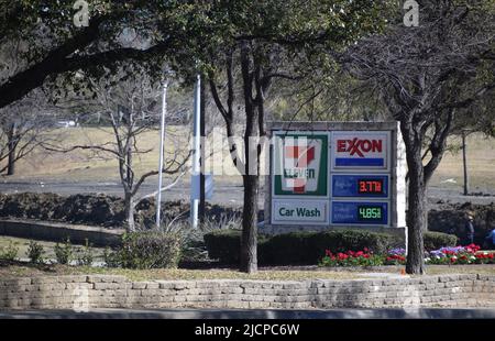 Exxon gas station price sign - USA Stock Photo - Alamy