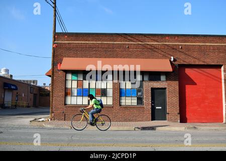 Old warehouse building in Deep Ellum area of Dallas, Texas Stock Photo ...