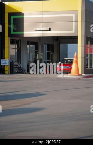 A Mini Cooper dealership in Dallas Texas ca. 2011 Stock Photo - Alamy