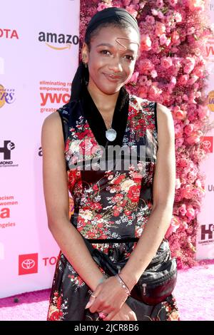 LOS ANGELES - JUN 14: Sophia Hardison, Chante Moore at the 2022 YWCA ...